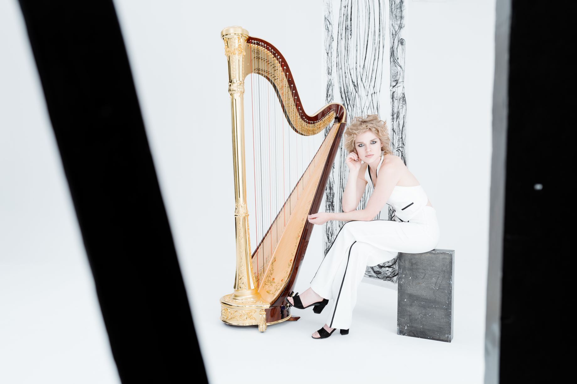 Magdalena Hoffmann - Stellae Matutinae - European Harp Symposium
